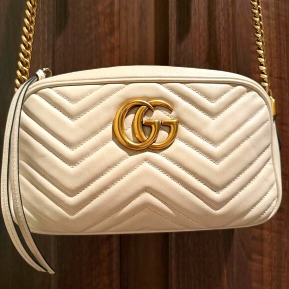 Gucci | Bags | Calfskin Matelasse Small Gg Marmont Chain Shoulder Bag ...